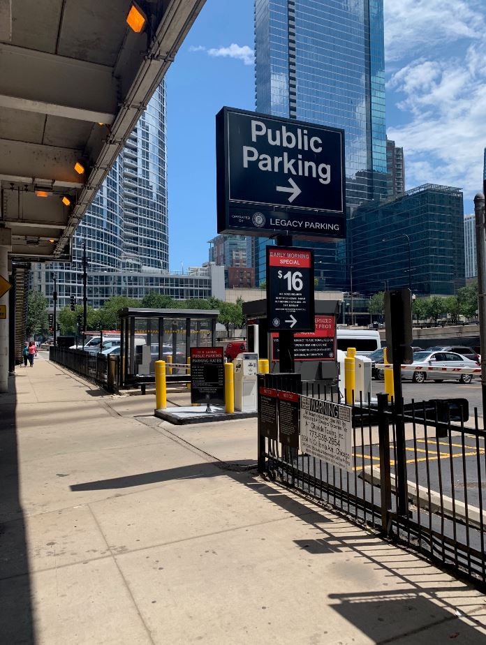Parking for NBC Tower - North Lot (201 E Illinois) | ParkChirp