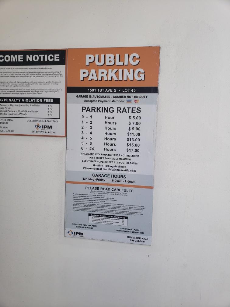 Parking for Home Plate Center | ParkChirp