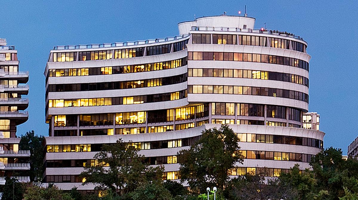 Convenient Parking at the Watergate 600 Garage | ParkChirp