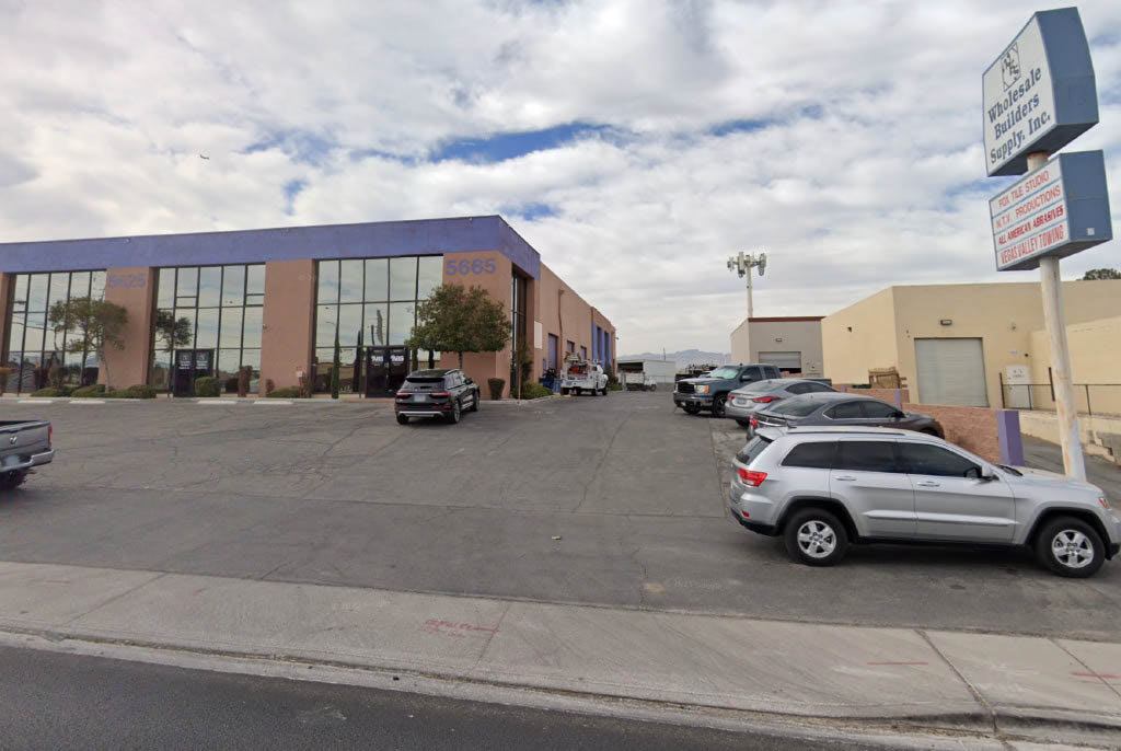 Parking Lot Facilities | ParkChirp