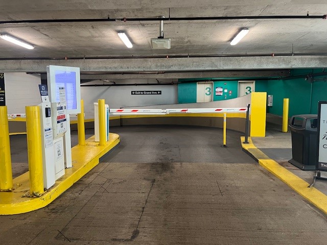 Parking for The Streeter (345 E Ohio St) | Chicago | Legacy Parking