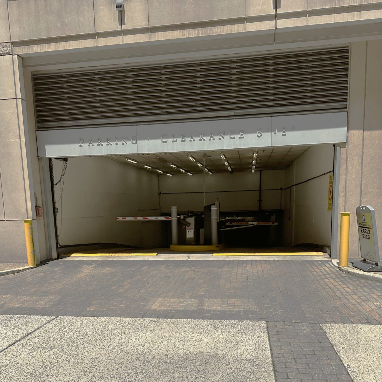 One Liberty Center (875 Randolph) - Garage | One Parking